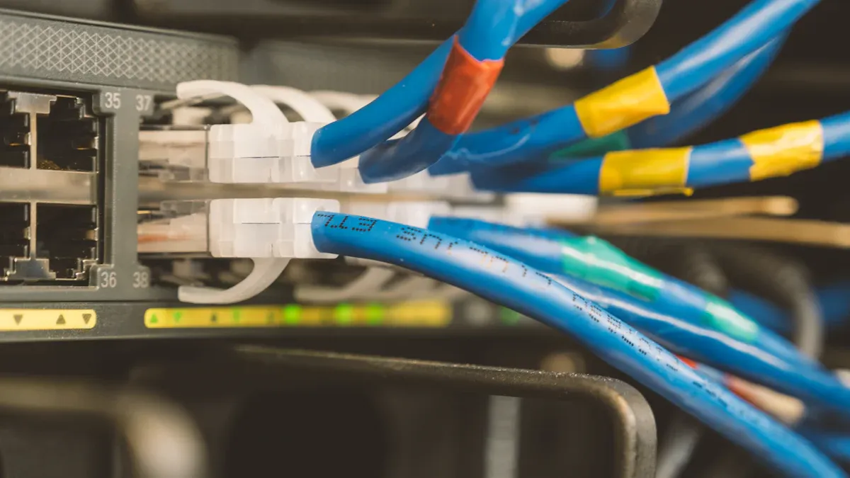 Principales différences entre les connecteurs RJ45 et RJ11