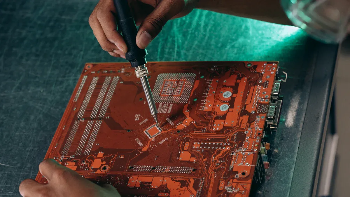 Les millors eines de disseny de PCB recomanades pels dissenyadors de PCB